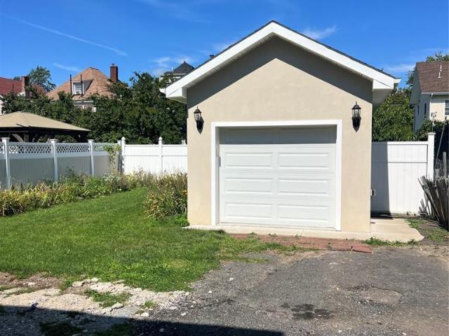 238 Stanley Place