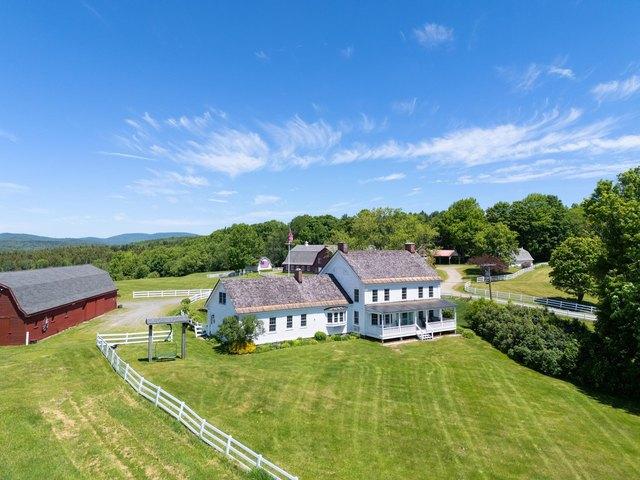 238 Stowe Hill Rd, Wilmington, VT 05363