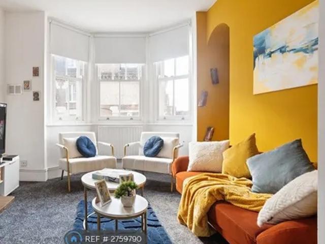 238 Royal College Street, London, NW1 9QR, United Kingdom | 2 bed duplex for rent #114911864 | Rentberry