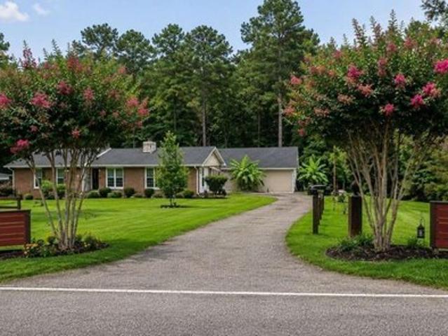 238 W Wedgewood Cir, Newnan, GA 30263
