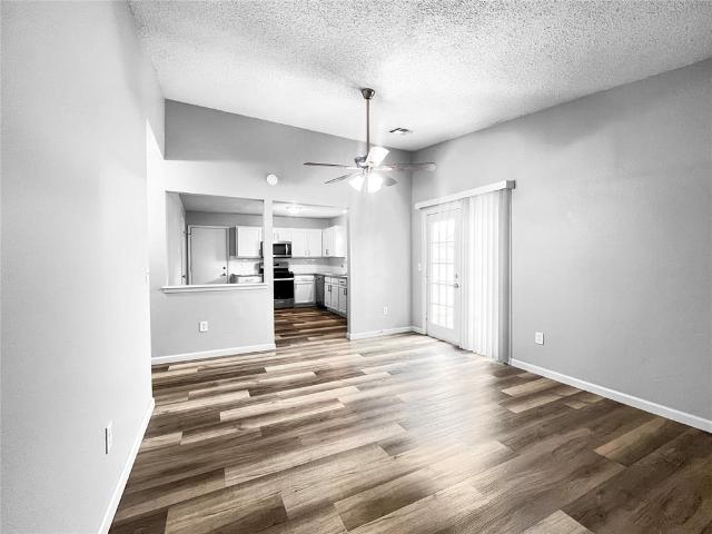 238 W Apple Branch Way