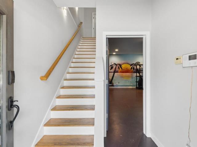 238 Walker Street 37