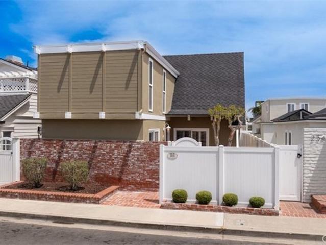 238 Walnut St, Newport Beach, CA 92663