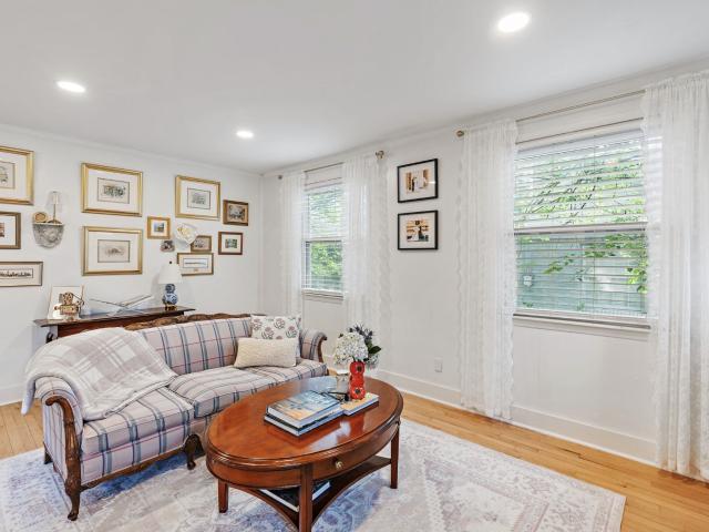 238 Thuss Ave # 1