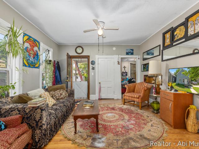 238 Travis Street