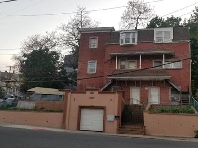 238 York Ave, Staten Island, NY 10301
