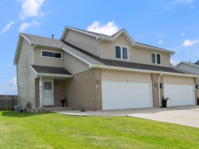 2394 Caton Crest Dr, Crest Hill, IL 60403