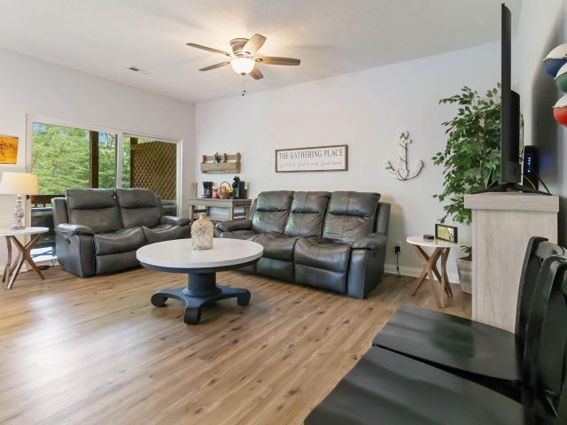 2394 Roberts Bend Road