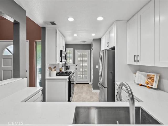 23957 Arroyo Park 146