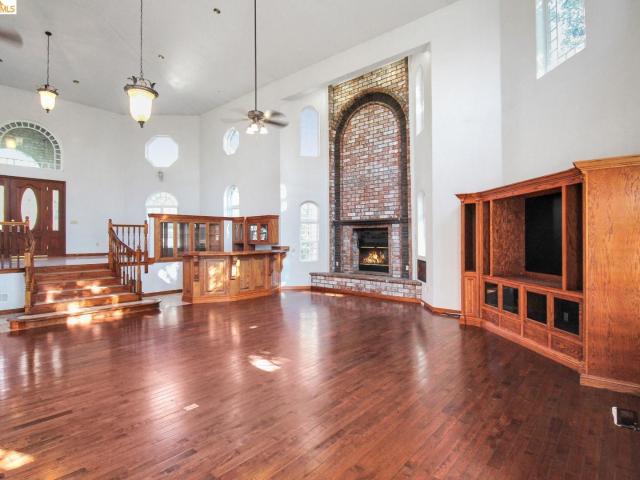 23955 Cedar Hill