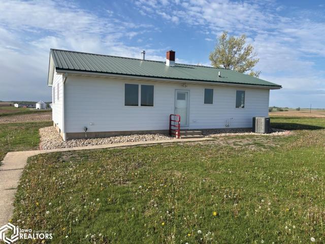 2395 Benton Iowa Road