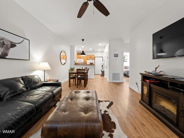 2395 Quarter Horse Trail
