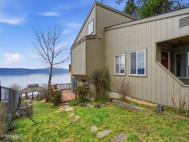 2395 S Silver Beach Rd, Coeur D'Alene, ID 83814 | MLS #26 684