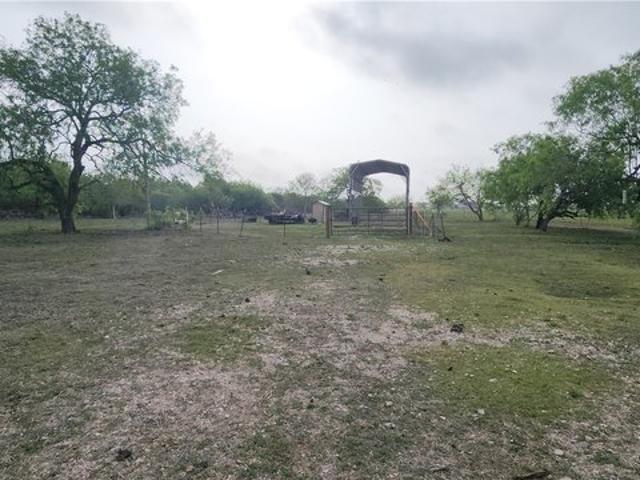 2395 San Antonio River Rd, Victoria, TX 77905