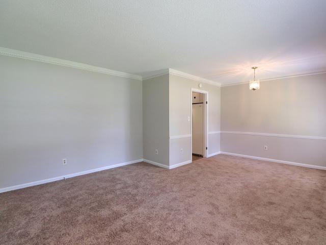 2395 Vistavia Road