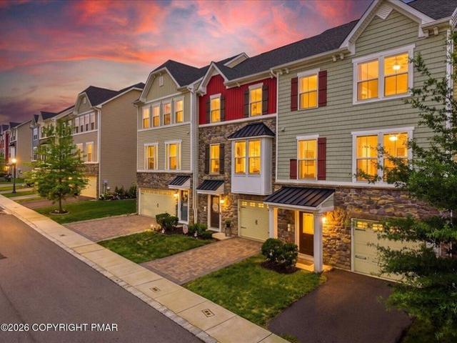 2396 Emanuel Ct, Easton, PA 18045