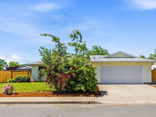 2396 Lafayette St SE, Albany, OR 97322