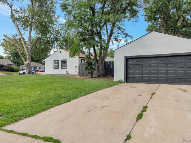 2396 S Knox Court