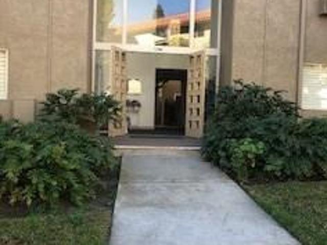 2396 Via Mariposa #3G Laguna Woods, CA 92637