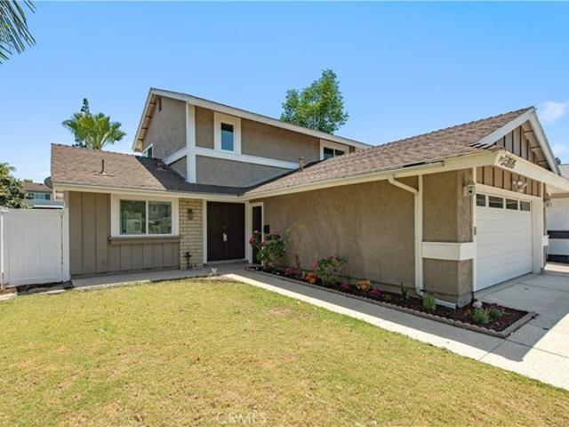 23976 Carmel Dr, Lake Forest, CA 92630