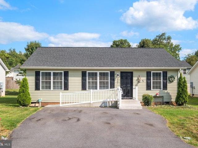 2397 Brentwood Dr, Harrisonburg, VA 22801
