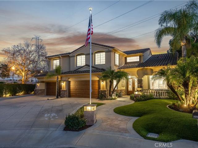 2398 Meadow Glen