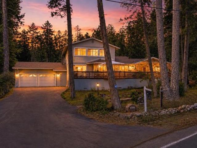 2398 Country Club Dr, Arnold, CA 95223