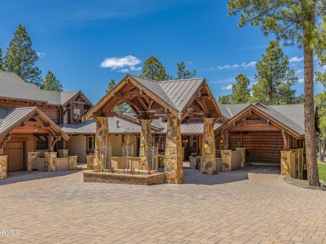 2398 e del rae drive