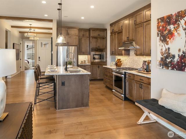 23990 SE Emerald Street # 285