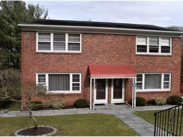 23998044 314 Washington Ave #2nd FL