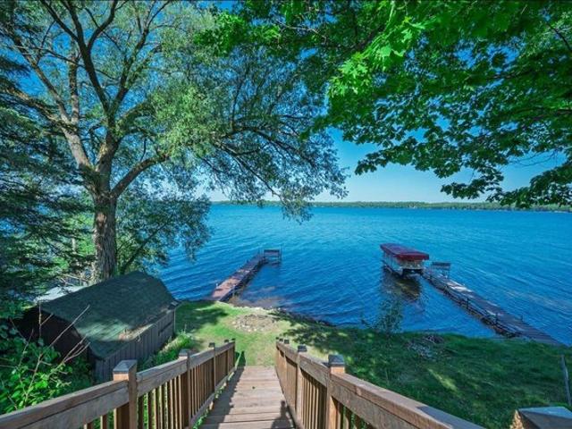 2399 Goldfinch Ln, Lac du Flambeau, WI 54538