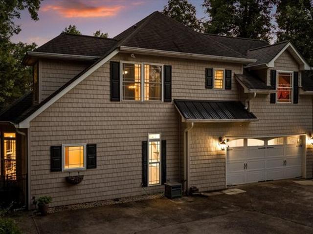 2399 Red Tail Ln, Chattanooga, TN 37421