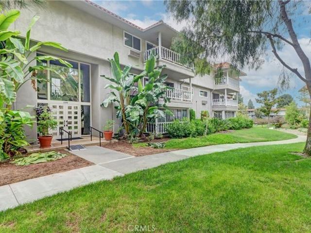 2399 Via Mariposa W Unit 1F, Laguna Woods, CA 92637