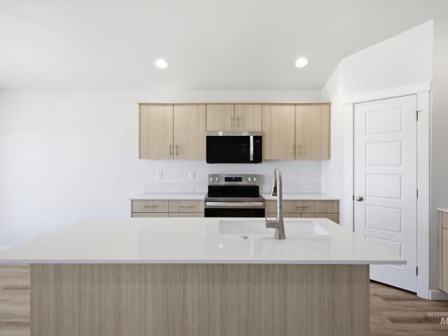 2399 W Red Jasper Dr