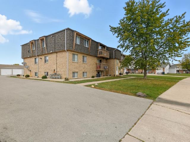 2390 Bicentennial Ave, Unit 8, Crest Hill, IL 60403 | MLS #12611 | Compass