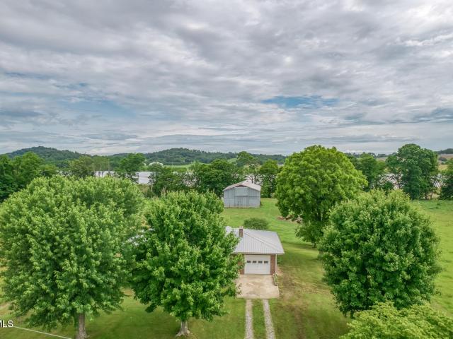 2390 Highway 107