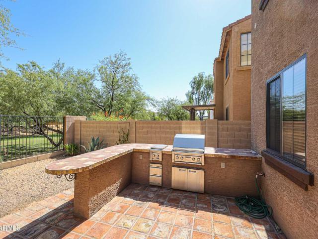 2390 W JAKE Haven