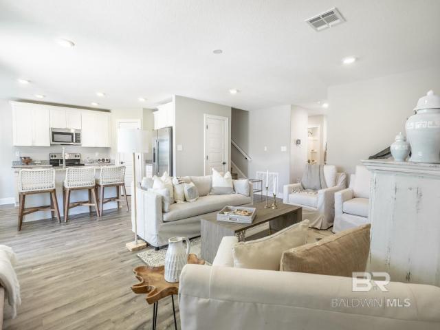 23911 Peppermint Street