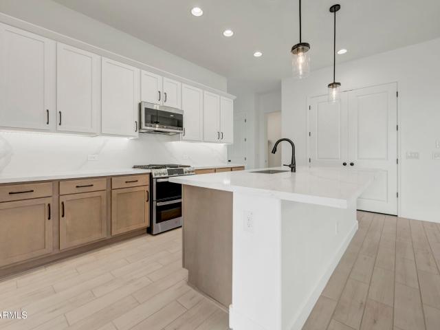 2391 Amfissa Dr, San Tan Valley, AZ 85140 | MLS #6899