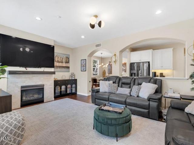 2391 Chiquita Ln, Thousand Oaks, CA 91362