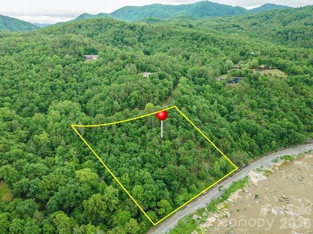 2391 French Broad Pkwy Unit 34, Marshall, NC 28753