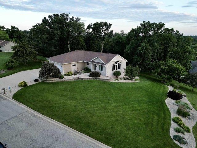 2391 Shagbark Lane Rd, Decorah, IA 52101