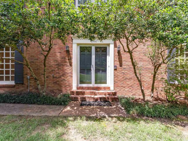 2391 yester oaks dr