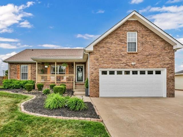 2392 Ellsworth Dr, Clarksville, TN 37043