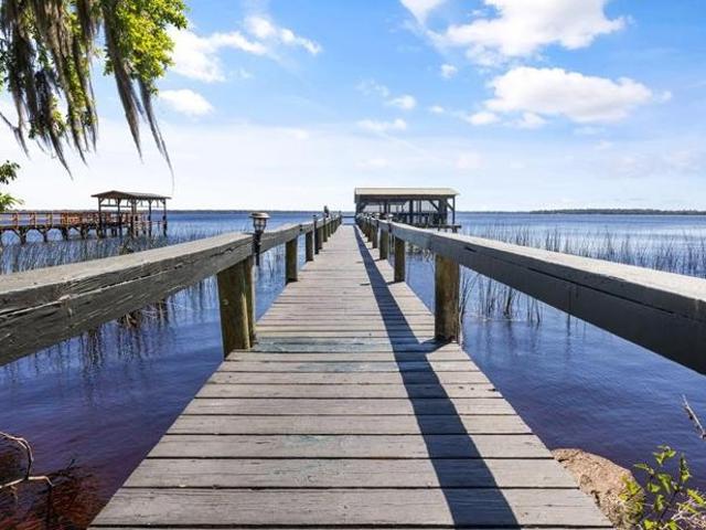 2392 S Hwy 17, Crescent City, FL 32112