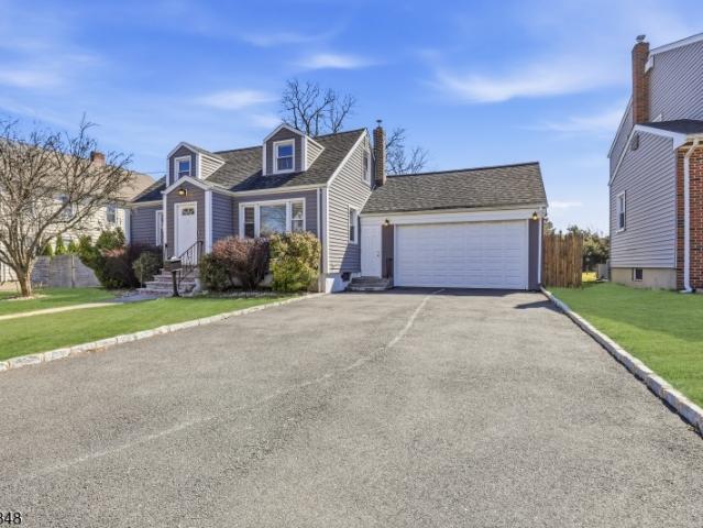 239 3rd Ave