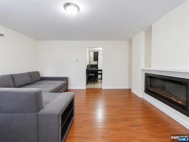 239 19th Street
