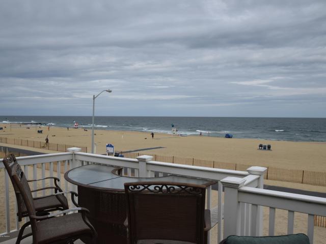 239 4 Beachfront
