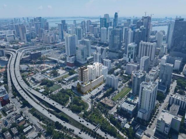 239 9th St SW #305, Miami, FL 33130
