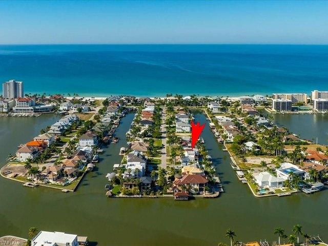 239 Channel Dr, Naples, FL 34108